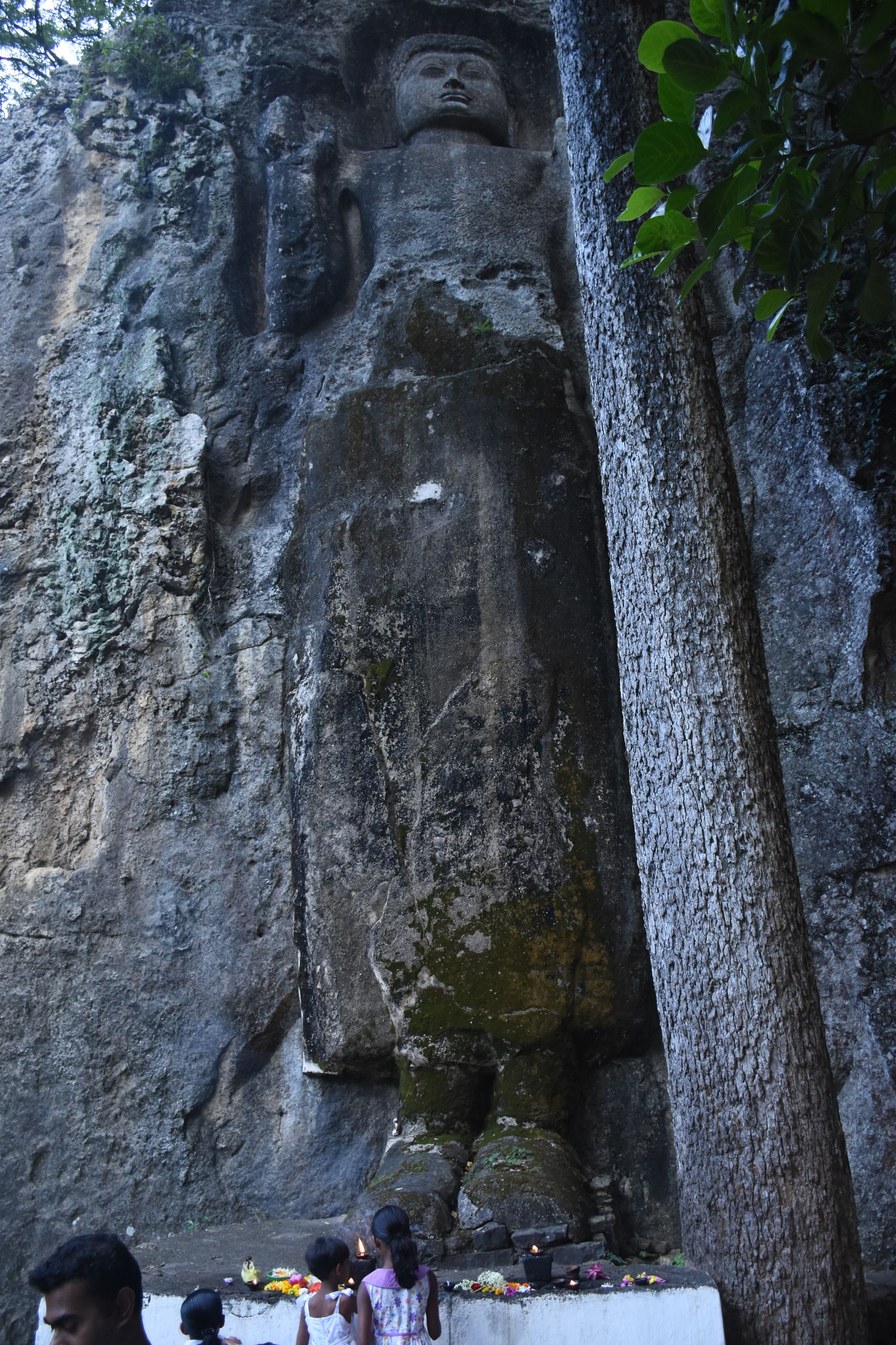 Dhowa Rock Temple | Wonders of Ceylon